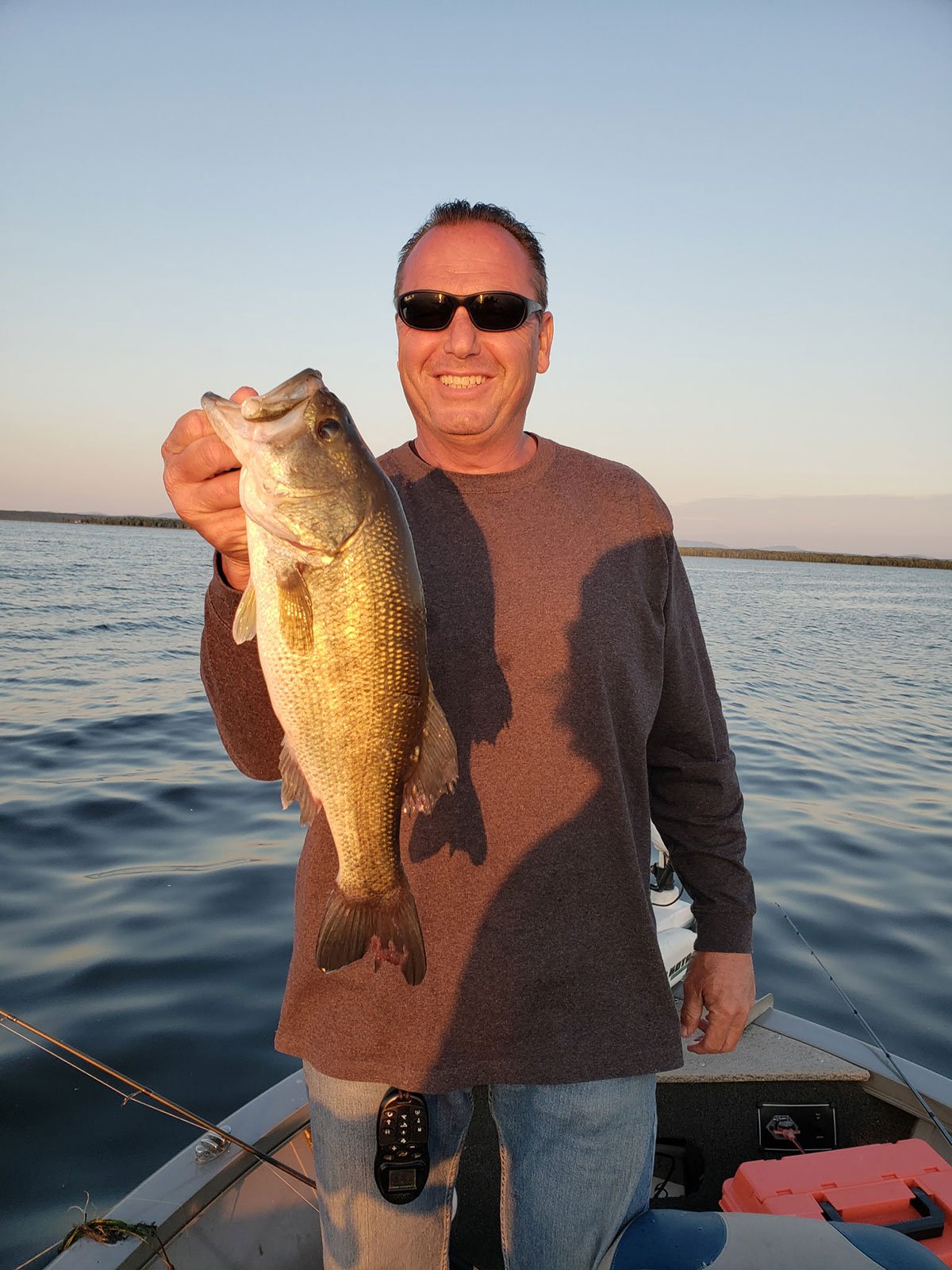 Photo Gallery: A Bunch Of Regulars - The Fisherman